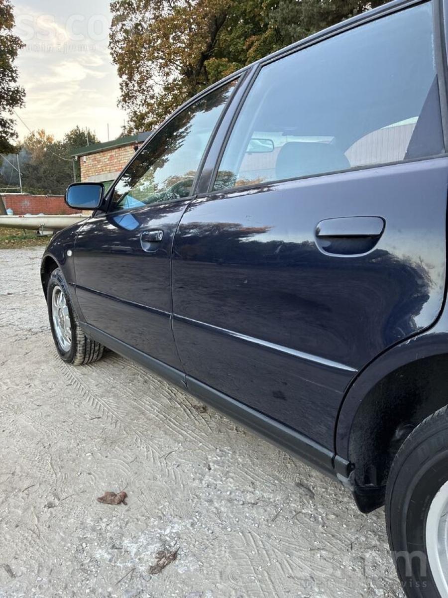 Zils Audi A4 1999 Rīga, ar dzinēja tilpumu 1.90 L un nobraukumu 288 tūkst. km par 2390 €, foto 10 vietnē AUTOMOTO.COM.LV