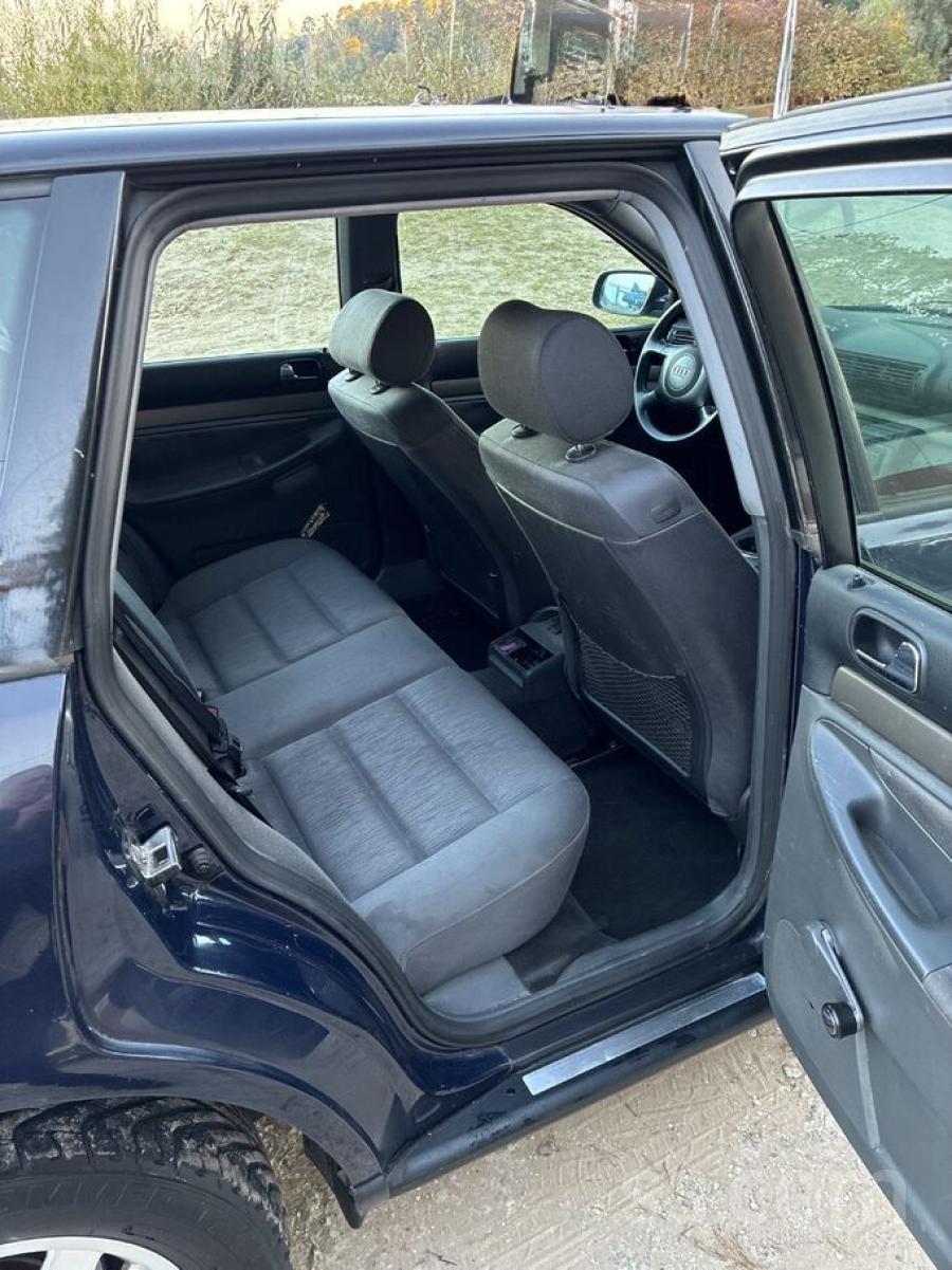 Zils Audi A4 1999 Rīga, ar dzinēja tilpumu 1.90 L un nobraukumu 288 tūkst. km par 2390 €, foto 25 vietnē AUTOMOTO.COM.LV
