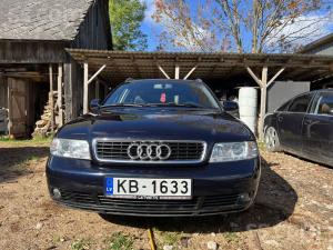 Zils Audi A4 1999 Jelgava, ar dzinēja tilpumu 1.90 L un nobraukumu 440 tūkst. km par 1600 €, foto  vietnē AUTOMOTO.COM.LV