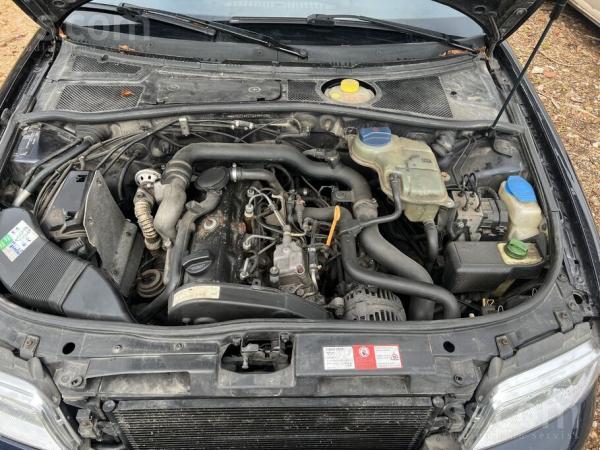 Blue Audi A4 1999 in Jelgava, with an engine capacity of 1.90 L and mileage of 440 thousand km for 1600 €, photo 10 on AUTOMOTO.COM.LV