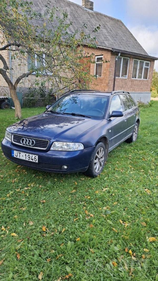 Ауди А4 1999 в Прейли на AUTOMOTO.COM.LV Синий Ауди А4 1999 в Прейли, объемом двигателя 1.90 л и пробегом 379 тыс. км за 3200 €, фото 5 на AUTOMOTO.COM.LV
