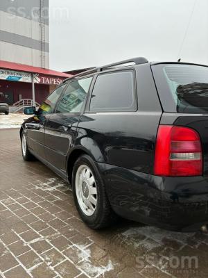 Blue Audi A4 2000 in Riga, with an engine capacity of 1.90 L and mileage of 350 thousand km for 2190 €, photo 4 on AUTOMOTO.COM.LV