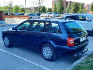 Blue Audi A4 2000 in Klaipeda, with an engine capacity of 1.90 L and mileage of 393 thousand km for 2000 €, photo 3 on AUTOMOTO.COM.LV