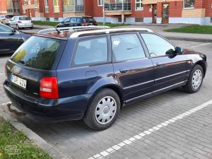 Blue Audi A4 2000 in Klaipeda, with an engine capacity of 1.90 L and mileage of 393 thousand km for 2000 €, photo 4 on AUTOMOTO.COM.LV