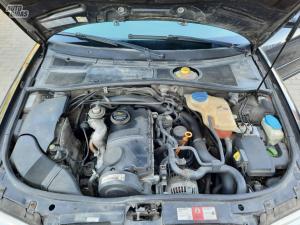 Blue Audi A4 2000 in Klaipeda, with an engine capacity of 1.90 L and mileage of 393 thousand km for 2000 €, photo 8 on AUTOMOTO.COM.LV