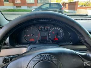 Blue Audi A4 2000 in Klaipeda, with an engine capacity of 1.90 L and mileage of 393 thousand km for 2000 €, photo 12 on AUTOMOTO.COM.LV