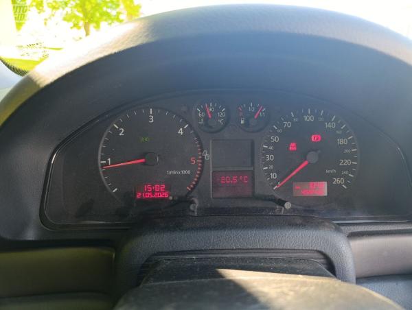 Blue Audi A4 2000 in Vilkaviskis, with an engine capacity of 1.90 L and mileage of 460 thousand km for 1150 €, photo 8 on AUTOMOTO.COM.LV