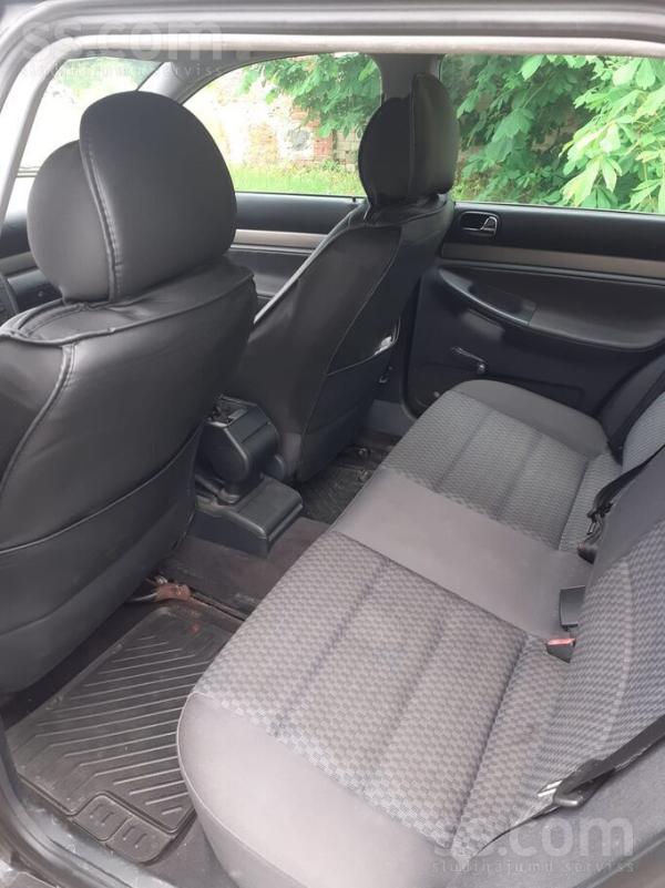 Zils Audi A4 2000 Valka, ar dzinēja tilpumu 1.90 L un nobraukumu 386 tūkst. km par 1000 €, foto 8 vietnē AUTOMOTO.COM.LV