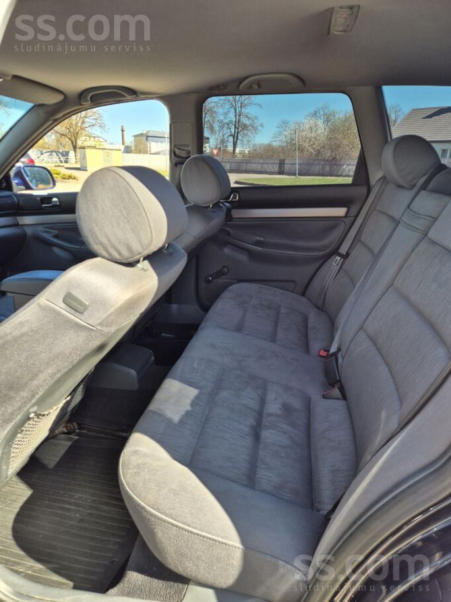 Zils Audi A4 2000 Dobele, ar dzinēja tilpumu 1.90 L un nobraukumu 373 tūkst. km par 1500 €, foto 7 vietnē AUTOMOTO.COM.LV