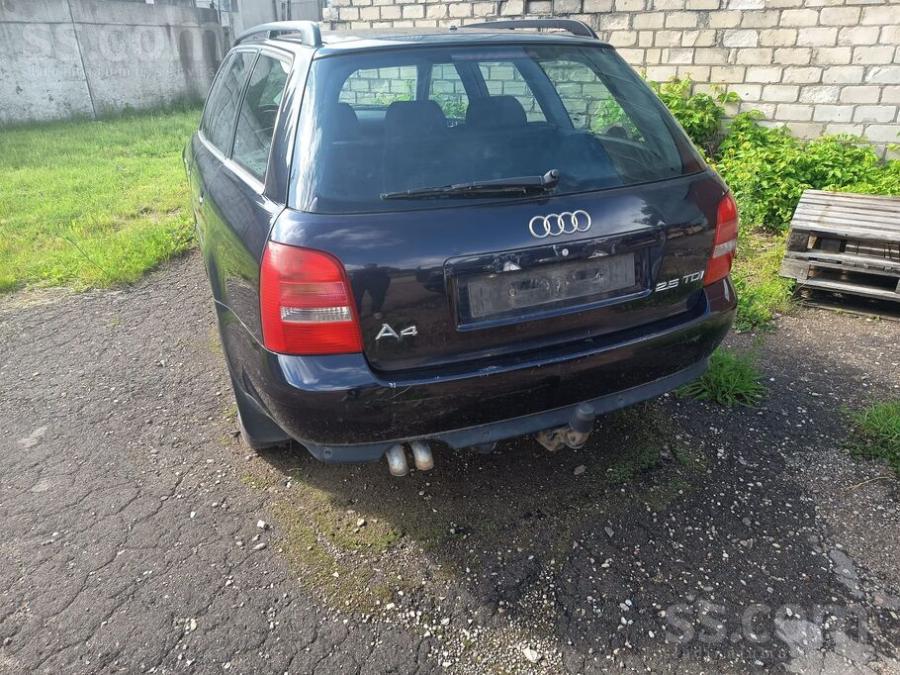 Blue Audi A4 2000 in Daugavpils, with an engine capacity of 2.50 L and mileage of 280 thousand km for 600 €, photo 4 on AUTOMOTO.COM.LV