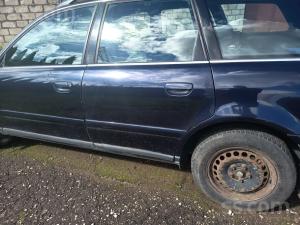 Blue Audi A4 2000 in Daugavpils, with an engine capacity of 2.50 L and mileage of 280 thousand km for 600 €, photo 7 on AUTOMOTO.COM.LV