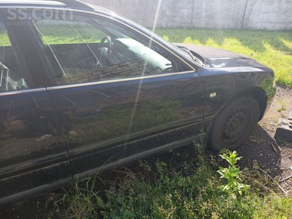 Zils Audi A4 2000 Daugavpils, ar dzinēja tilpumu 2.50 L un nobraukumu 280 tūkst. km par 600 €, foto 8 vietnē AUTOMOTO.COM.LV