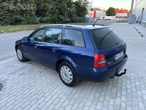 Синий Ауди А4 2000 в Рига, объемом двигателя 1.90 л и пробегом 375 тыс. км за 2550 €, фото 7 на AUTOMOTO.COM.LV