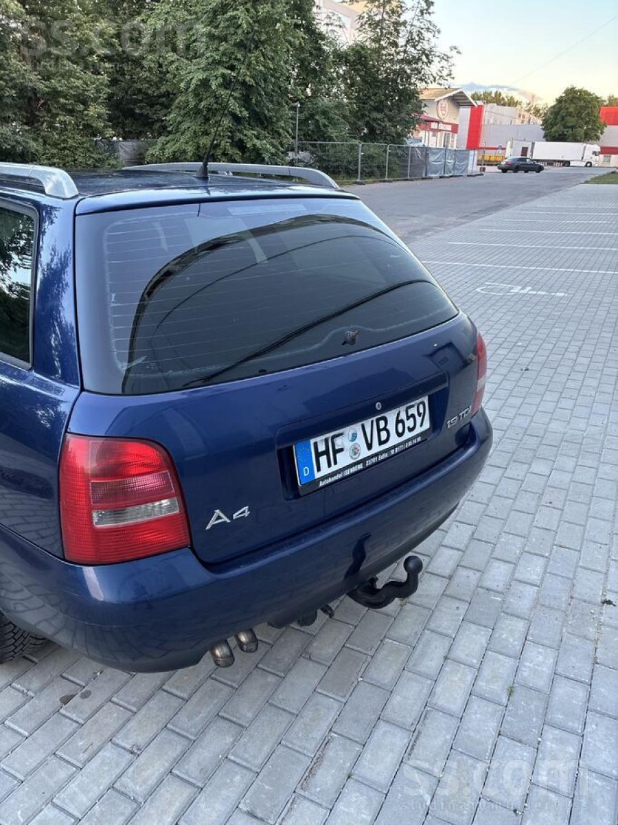 Zils Audi A4 2000 Rīga, ar dzinēja tilpumu 1.90 L un nobraukumu 375 tūkst. km par 2550 €, foto 11 vietnē AUTOMOTO.COM.LV
