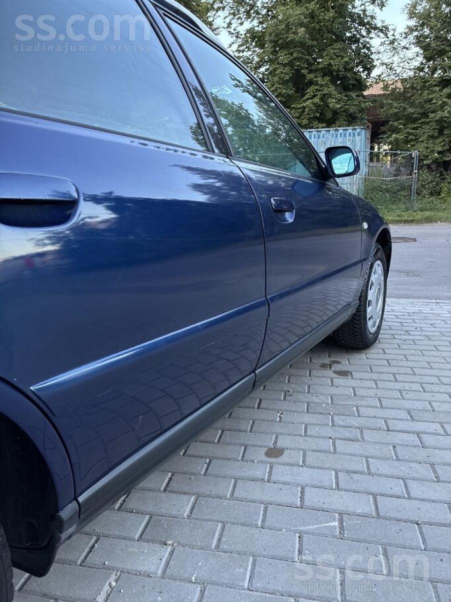Zils Audi A4 2000 Rīga, ar dzinēja tilpumu 1.90 L un nobraukumu 375 tūkst. km par 2550 €, foto 15 vietnē AUTOMOTO.COM.LV