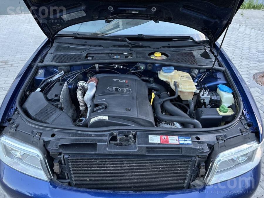 Zils Audi A4 2000 Rīga, ar dzinēja tilpumu 1.90 L un nobraukumu 375 tūkst. km par 2550 €, foto 26 vietnē AUTOMOTO.COM.LV