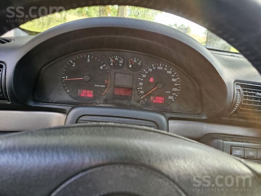 Zils Audi A4 2000 Dobele, ar dzinēja tilpumu 1.90 L un nobraukumu 344 tūkst. km par 500 €, foto 6 vietnē AUTOMOTO.COM.LV