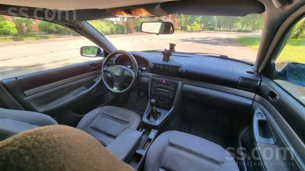 Zils Audi A4 2000 Aizkraukle, ar dzinēja tilpumu 1.90 L un nobraukumu 391 tūkst. km par 1200 €, foto 6 vietnē AUTOMOTO.COM.LV