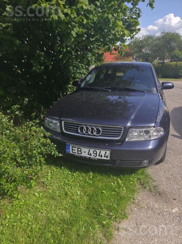 Zils Audi A4 2000 Madona, ar dzinēja tilpumu 1.70 L un nobraukumu 335 tūkst. km par 500 €, foto 1 vietnē AUTOMOTO.COM.LV