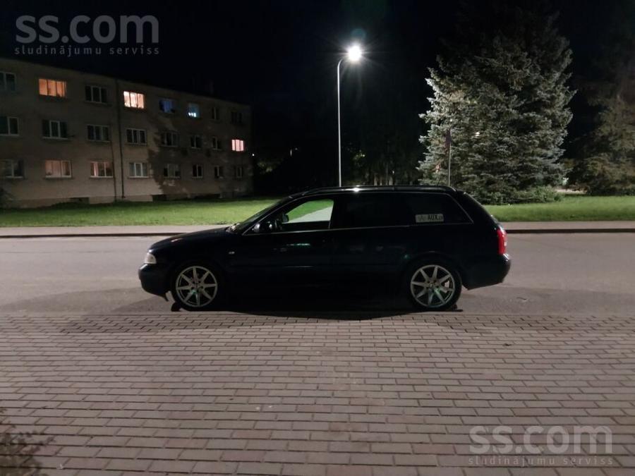 Zils Audi A4 2000 Ogre, ar dzinēja tilpumu 1.90 L un nobraukumu 290 tūkst. km par 1750 €, foto 4 vietnē AUTOMOTO.COM.LV