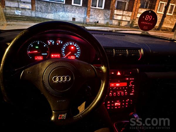 Zils Audi A4 2001 Daugavpils, ar dzinēja tilpumu 1.90 L un nobraukumu 0 tūkst. km par 2150 €, foto 4 vietnē AUTOMOTO.COM.LV