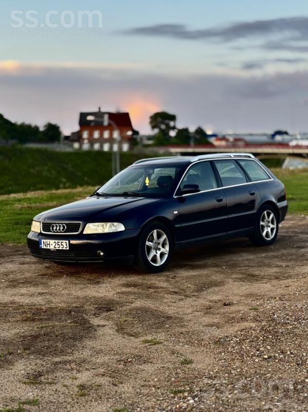 Zils Audi A4 2001 Daugavpils, ar dzinēja tilpumu 1.90 L un nobraukumu 0 tūkst. km par 2150 €, foto 6 vietnē AUTOMOTO.COM.LV