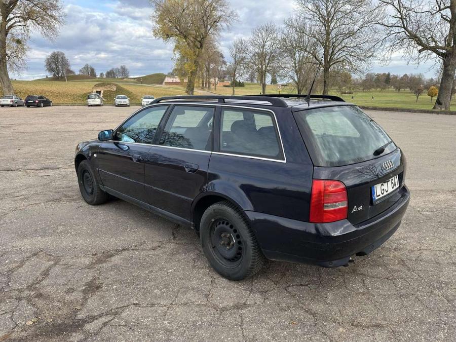 Blue Audi A4 2001 in Kaunas, with an engine capacity of 1.90 L and mileage of 298 thousand km for 1300 €, photo 2 on AUTOMOTO.COM.LV