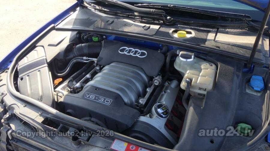 Blue Audi A4 2001 in Tallinn, with an engine capacity of 3.00 L and mileage of 336 thousand km for 3499 €, photo 9 on AUTOMOTO.COM.LV