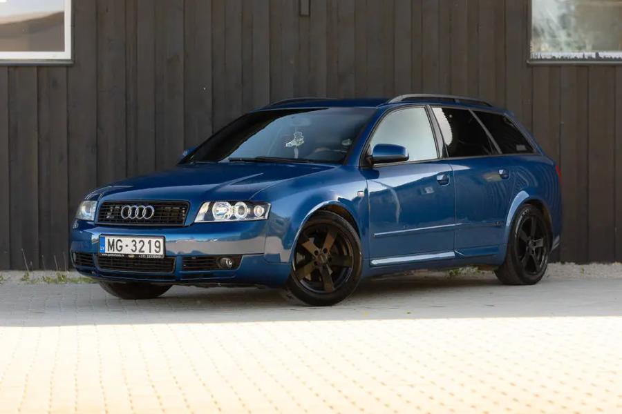 Blue Audi A4 2001 in Jelgava, with an engine capacity of 1.90 L and mileage of 323 thousand km for 1900 €, photo 1 on AUTOMOTO.COM.LV