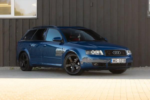 Blue Audi A4 2001 in Jelgava, with an engine capacity of 1.90 L and mileage of 323 thousand km for 1900 €, photo 2 on AUTOMOTO.COM.LV