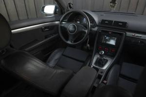 Blue Audi A4 2001 in Jelgava, with an engine capacity of 1.90 L and mileage of 323 thousand km for 1900 €, photo 6 on AUTOMOTO.COM.LV