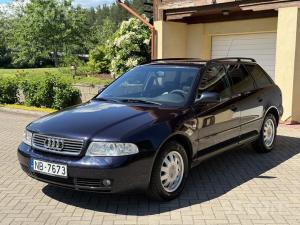 Zils Audi A4 2001 Valmiera, ar dzinēja tilpumu 1.90 L un nobraukumu 385 tūkst. km par 1790 €, foto 4 vietnē AUTOMOTO.COM.LV