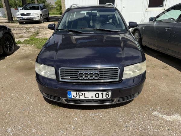 Blue Audi A4 2001 in Kaunas, with an engine capacity of 2.50 L and mileage of 255 thousand km for 500 €, photo 2 on AUTOMOTO.COM.LV