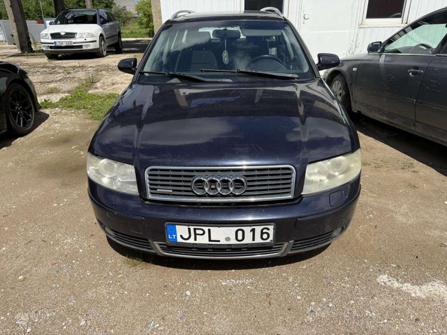 Zils Audi A4 2001 Kauņa, ar dzinēja tilpumu 2.50 L un nobraukumu 255 tūkst. km par 500 €, foto 3 vietnē AUTOMOTO.COM.LV