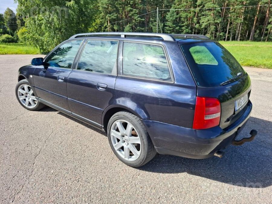 Blue Audi A4 2001 in Riga, with an engine capacity of 1.80 L and mileage of 319 thousand km for 1500 €, photo 3 on AUTOMOTO.COM.LV