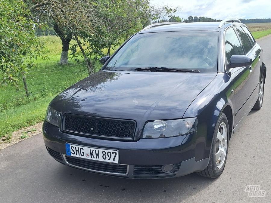 Синий Ауди А4 2001 в Мажейкяй, объемом двигателя 1.90 л и пробегом 270 тыс. км за 2600 €, фото 4 на AUTOMOTO.COM.LV