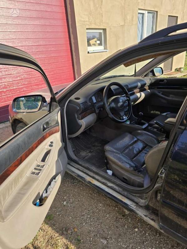 Audi A4 2001 Ukmergė vietnē Zils Audi A4 2001 Ukmergė, ar dzinēja tilpumu 1.90 L un nobraukumu 420 tūkst. km par 600 €, foto 9 vietnē AUTOMOTO.COM.LV