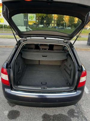 Blue Audi A4 2001 in Vilnius, with an engine capacity of 2.50 L and mileage of 257 thousand km for 900 €, photo 10 on AUTOMOTO.COM.LV