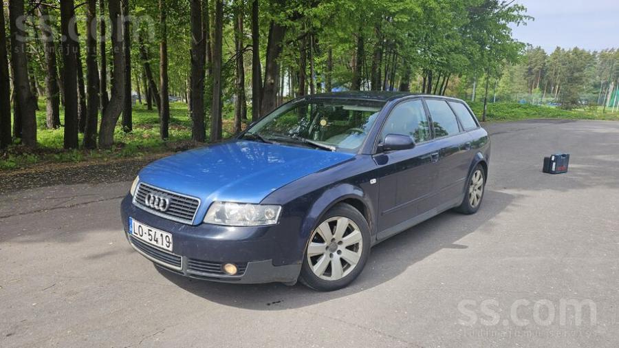 Синий Ауди А4 2002 в Юрмала, объемом двигателя 1.90 л и пробегом 380 тыс. км за 1000 €, фото 1 на AUTOMOTO.COM.LV