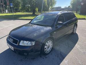 Zils Audi A4 2002 Klaipėda, ar dzinēja tilpumu 1.90 L un nobraukumu 399 tūkst. km par 700 €, foto  vietnē AUTOMOTO.COM.LV