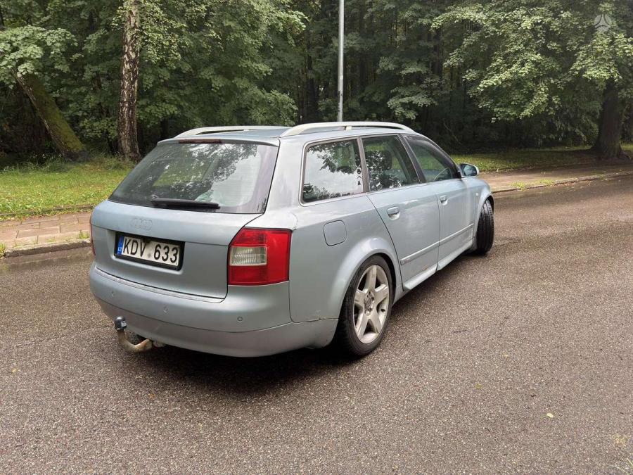 Blue Audi A4 2002 in Vilnius, with an engine capacity of 1.90 L and mileage of 367 thousand km for 1100 €, photo 4 on AUTOMOTO.COM.LV