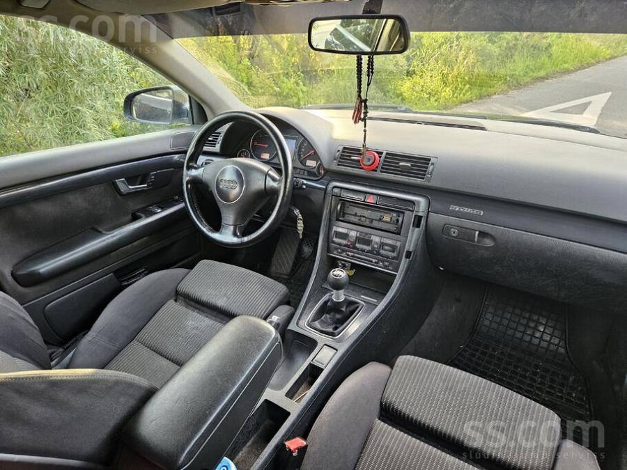 Zils Audi A4 2002 Cēsis, ar dzinēja tilpumu 1.90 L un nobraukumu 471 tūkst. km par 2380 €, foto 5 vietnē AUTOMOTO.COM.LV