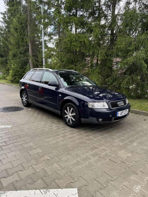 Blue Audi A4 2002 in Vilnius, with an engine capacity of 1.90 L and mileage of 399 thousand km for 1000 €, photo 2 on AUTOMOTO.COM.LV