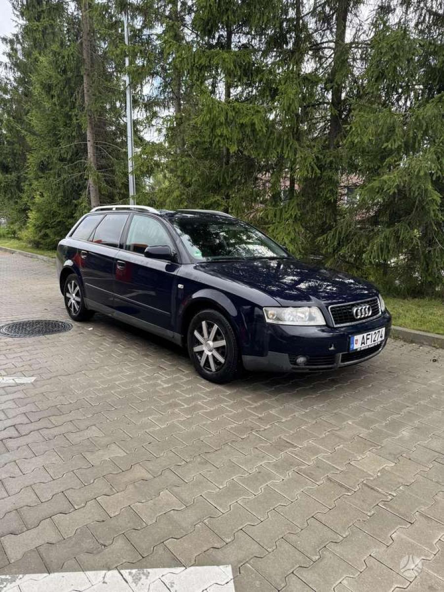 Blue Audi A4 2002 in Vilnius, with an engine capacity of 1.90 L and mileage of 399 thousand km for 1000 €, photo 3 on AUTOMOTO.COM.LV