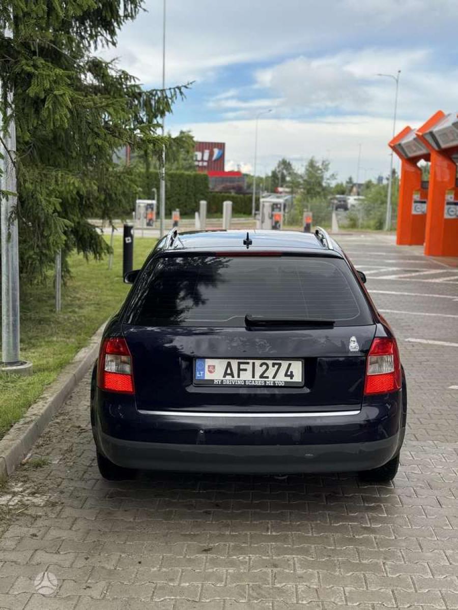Blue Audi A4 2002 in Vilnius, with an engine capacity of 1.90 L and mileage of 399 thousand km for 1000 €, photo 6 on AUTOMOTO.COM.LV