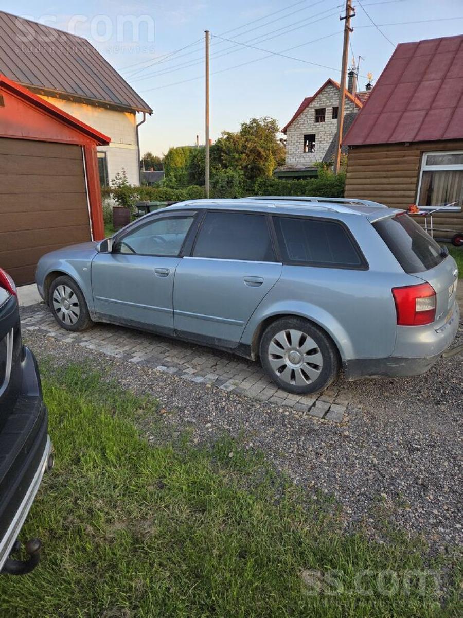 Синий Ауди А4 2002 в Екабпилс, объемом двигателя 1.90 л и пробегом 40 тыс. км за 1500 €, фото 3 на AUTOMOTO.COM.LV