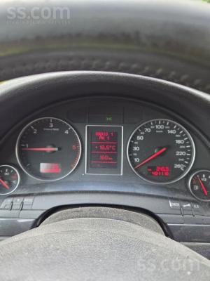 Синий Ауди А4 2002 в Екабпилс, объемом двигателя 1.90 л и пробегом 40 тыс. км за 1500 €, фото 6 на AUTOMOTO.COM.LV