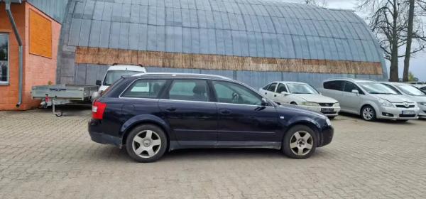 Zils Audi A4 2002 Valmiera, ar dzinēja tilpumu 2.00 L un nobraukumu 339 tūkst. km par 1600 €, foto 2 vietnē AUTOMOTO.COM.LV