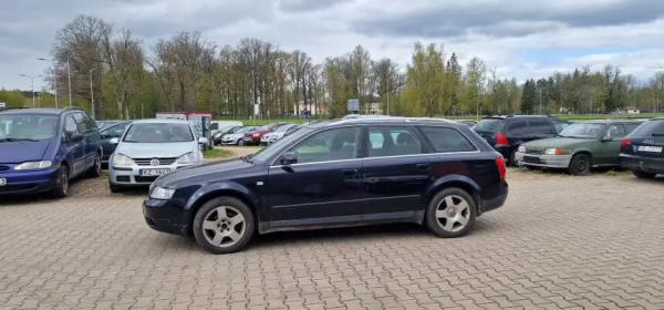 Zils Audi A4 2002 Valmiera, ar dzinēja tilpumu 2.00 L un nobraukumu 339 tūkst. km par 1600 €, foto 5 vietnē AUTOMOTO.COM.LV