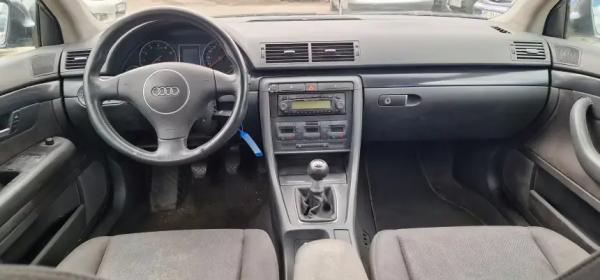 Zils Audi A4 2002 Valmiera, ar dzinēja tilpumu 2.00 L un nobraukumu 339 tūkst. km par 1600 €, foto 7 vietnē AUTOMOTO.COM.LV